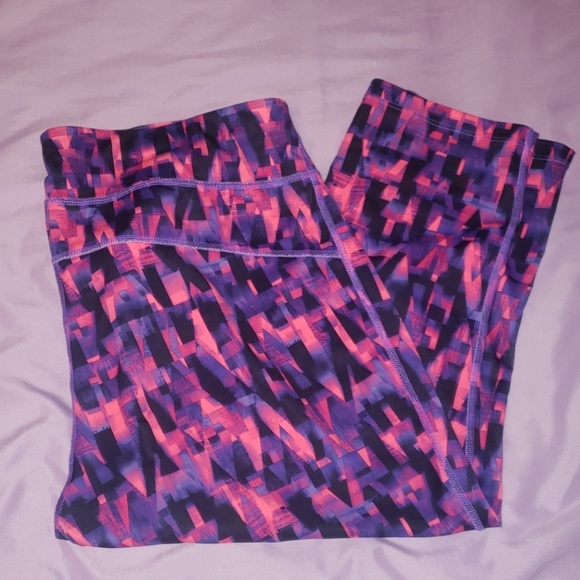 Xersion | Pants & Jumpsuits | Workout Capris | Poshmark